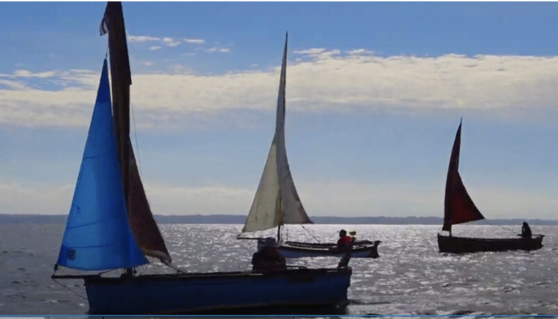 Five Blokes, Five Boats - A Weekend Cruise in Company (in France ...